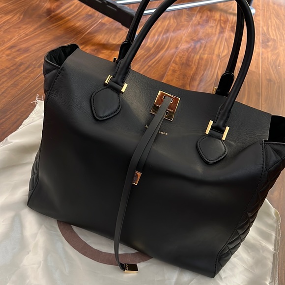 Michael Kors | Bags | Michael Kors Miranda Tote | Poshmark